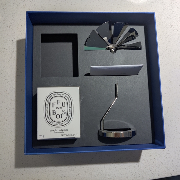 diptyque | Accents | Diptyque Carousel Set With Baies And Feu De Bois ...